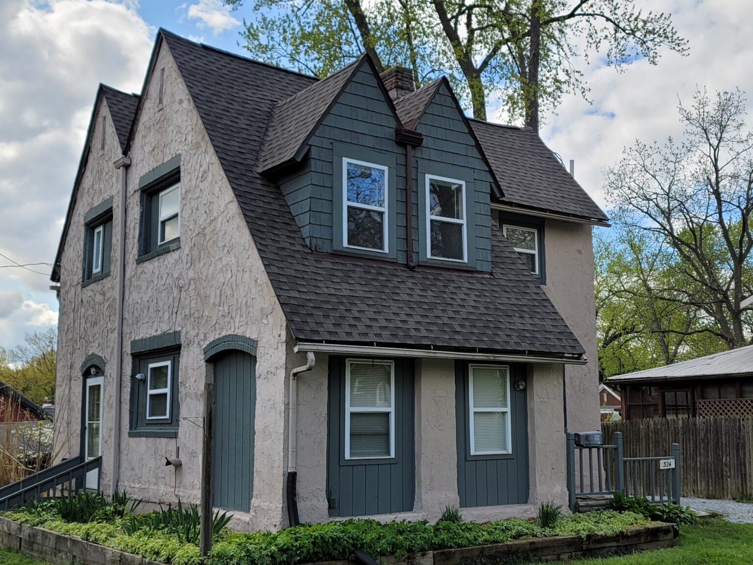 JJ Roofing LLC - JJ Roofing LLC